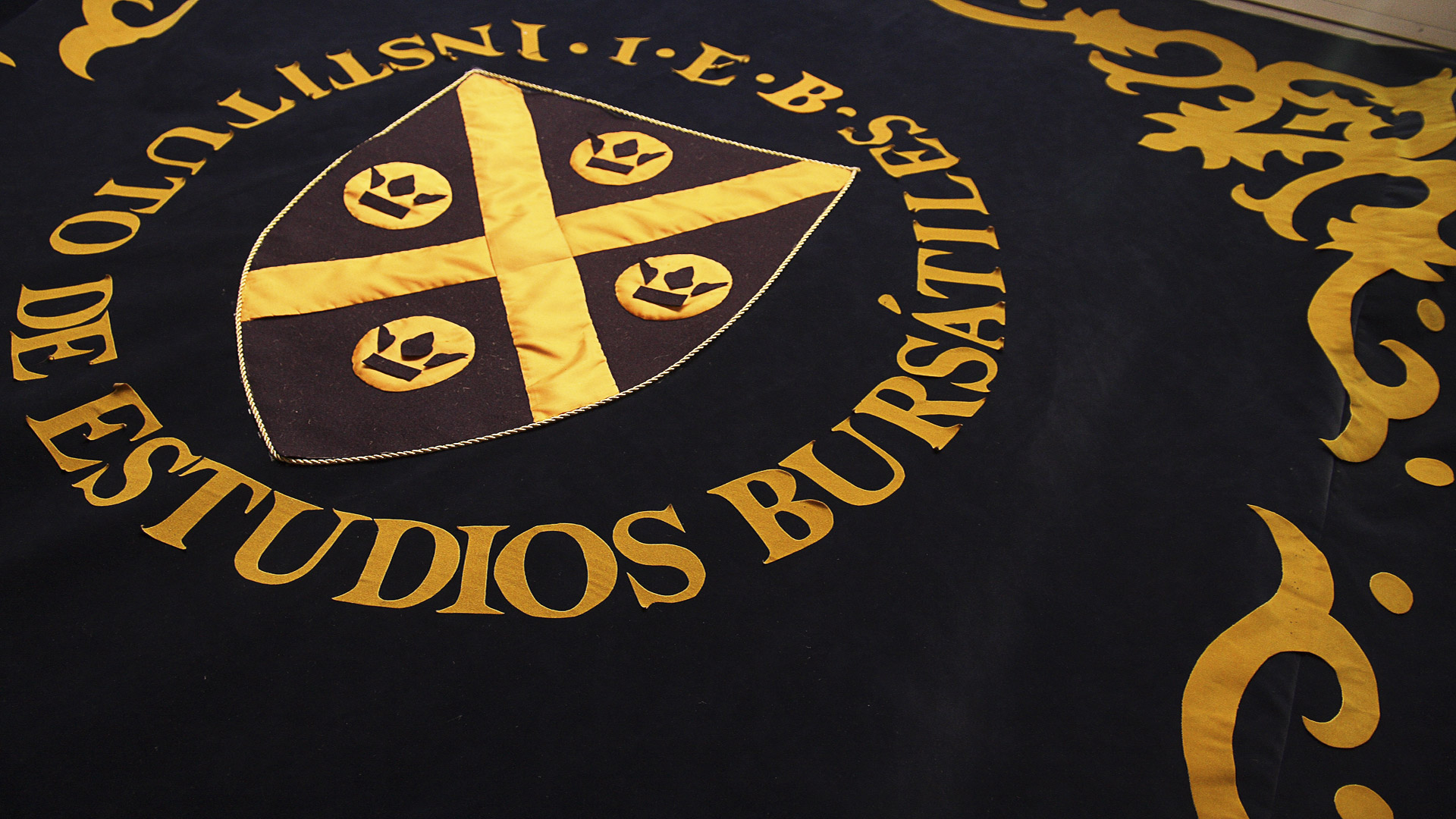 Nuevo comunicado sobre el plan de acción Covid-19 - IEB